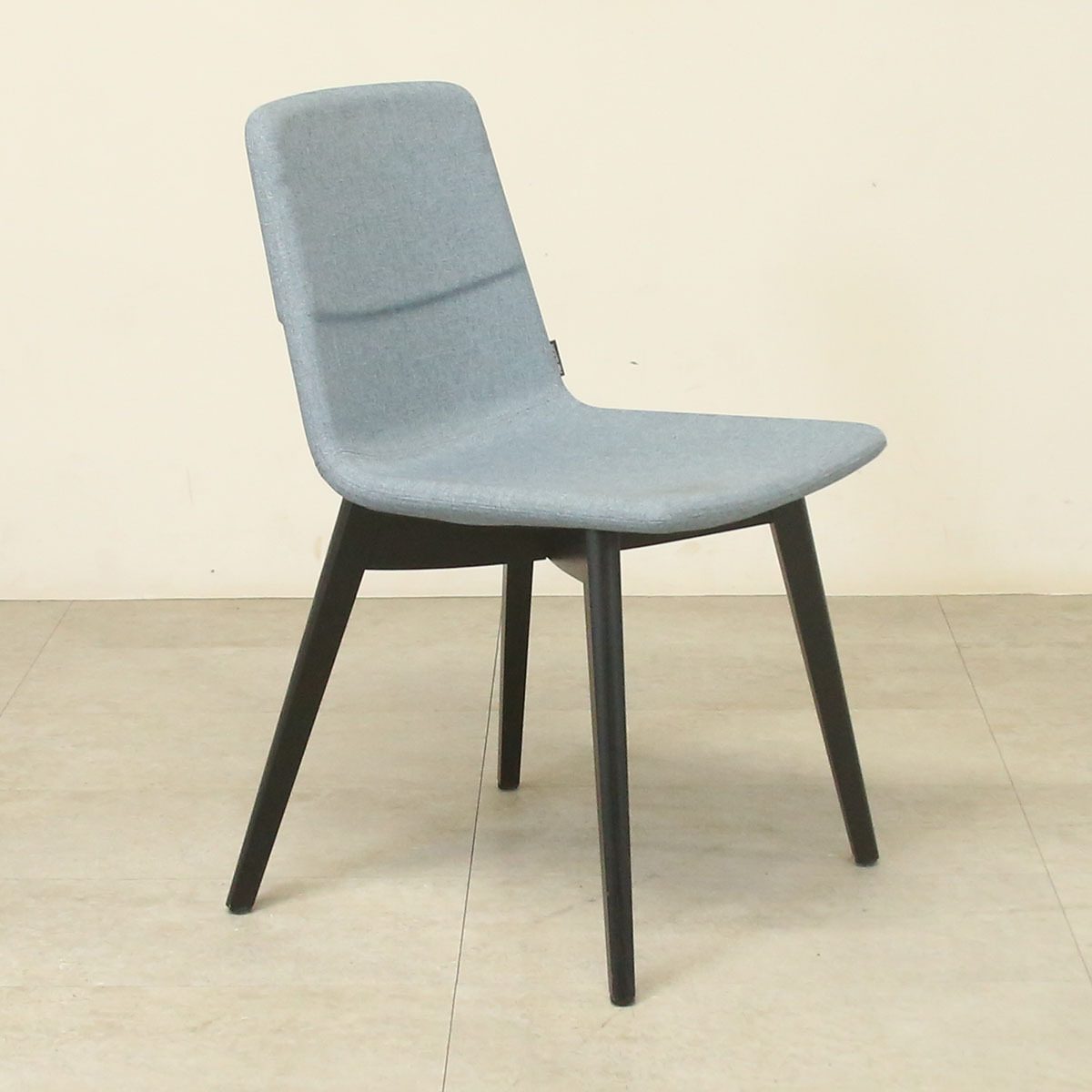 Narbutas Twist & Sit Blue Meeting Chair - LOC061 - LOF Office Furniture