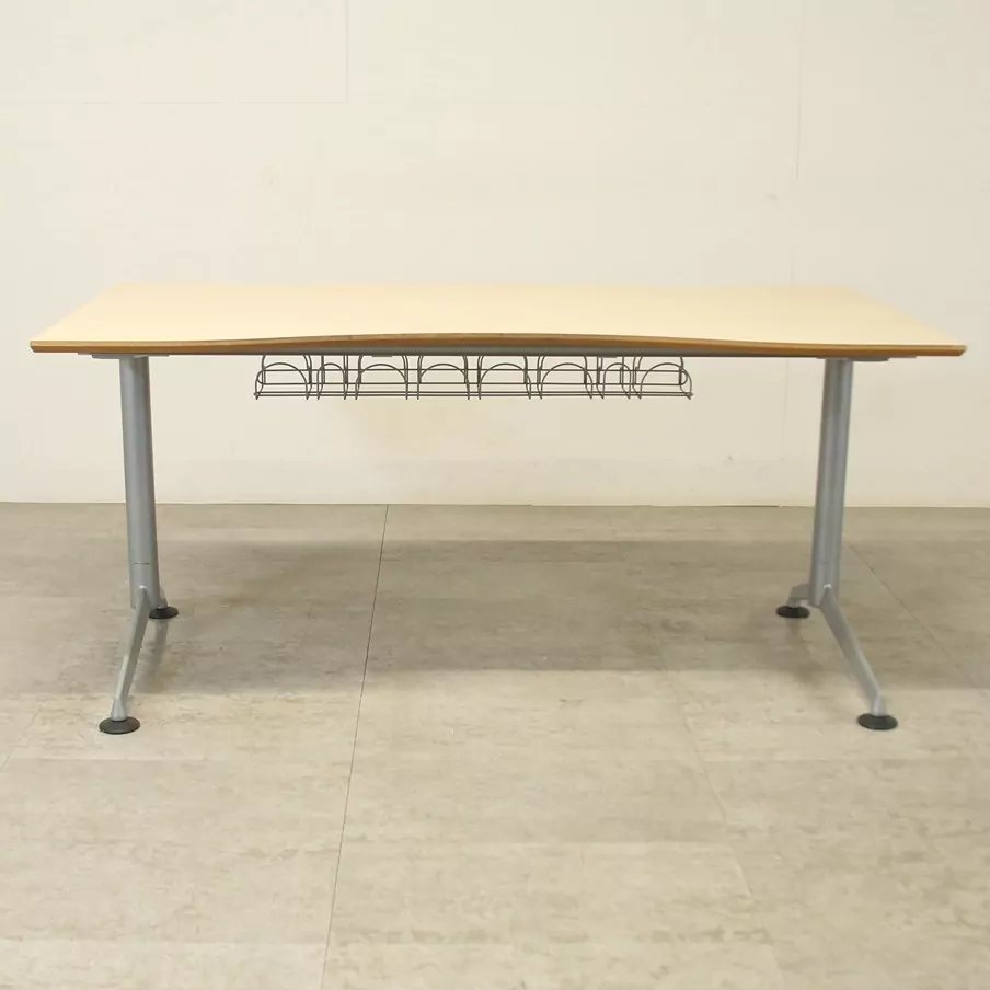 Abak Double Wave Desk – Maple | Herman Miller
